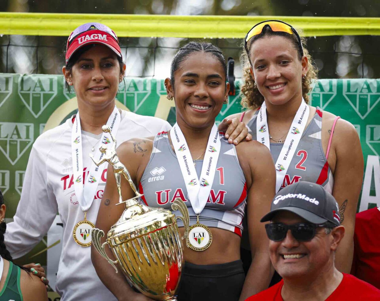 Tarzanes se convierten en los nuevos campeones de la playa - Nación Social