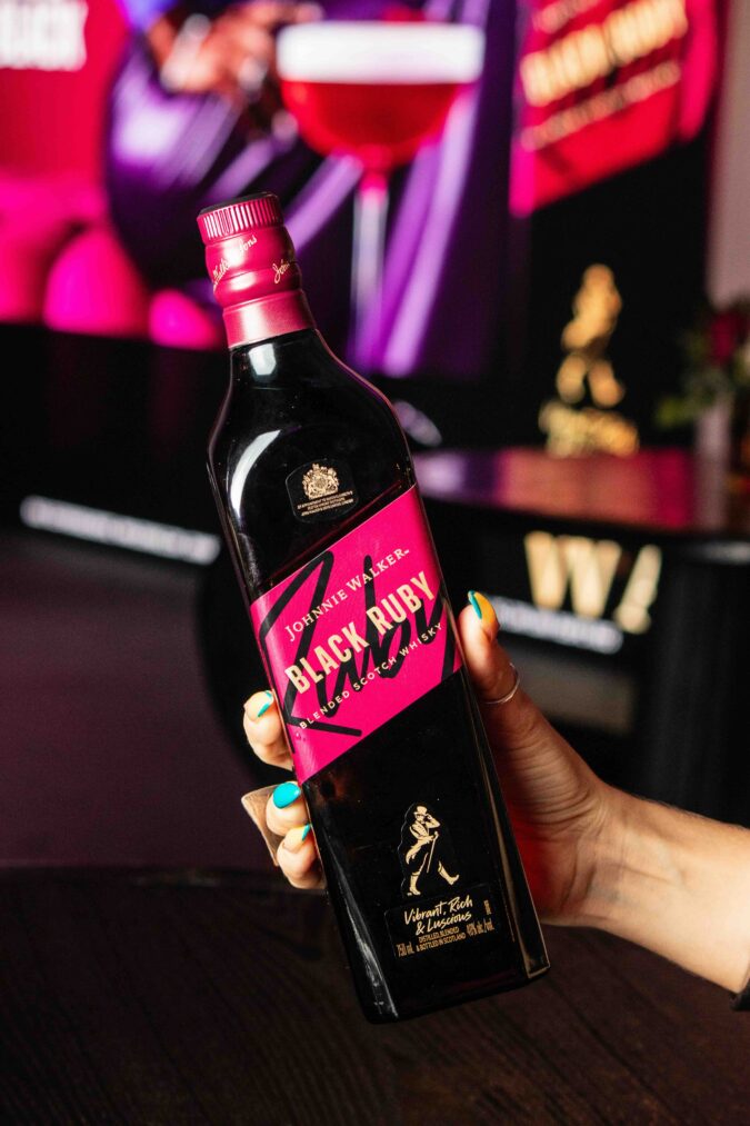 Johnnie Walker celebra llegada de Black Ruby - Nación Social